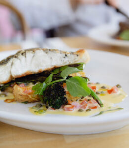 Metung Hotel – Waterfront Pub and Bistro in Metung